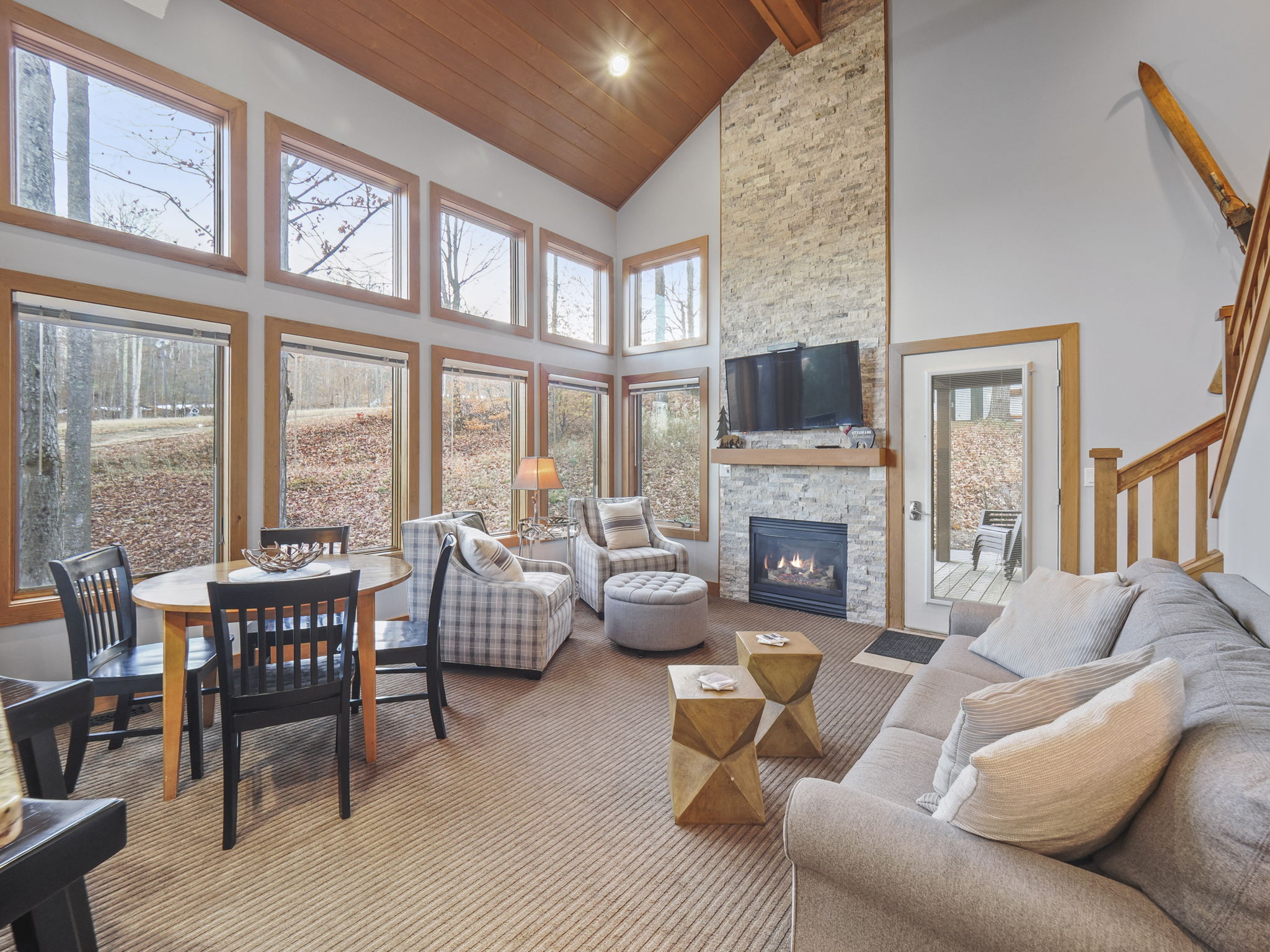 Brook Walsh Real Estate Blog | BrookWalsh.com - Blog Archive: November, 2025